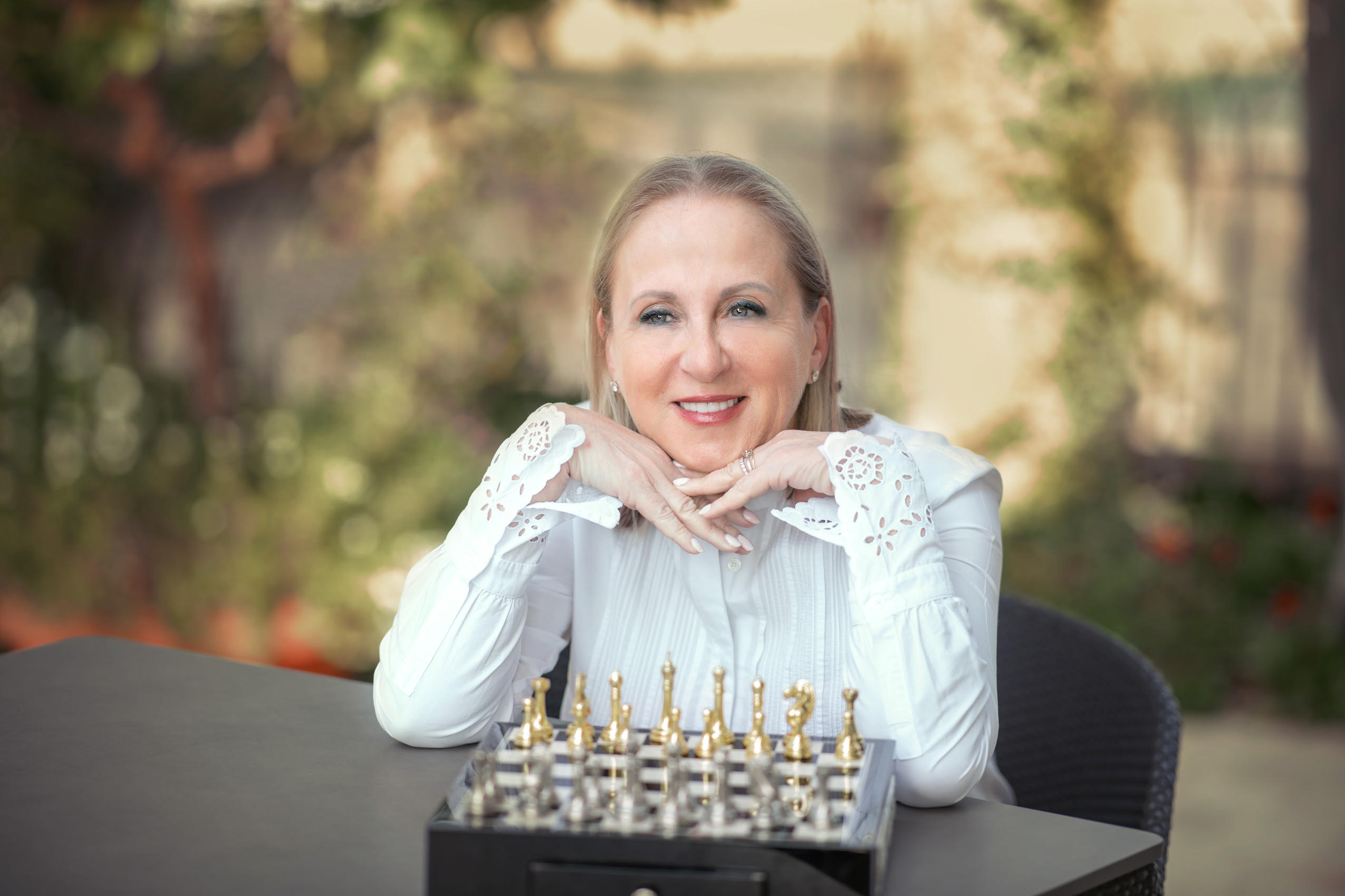 Lara Levin - לרה לוין